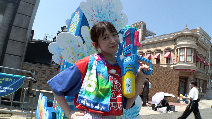 「夏USJ 1日目」リポーター：小泉遥香｜ZIP!｜日本テレビ